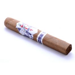 Ave Maria Divinia Review | Premium Cigar of the Month Club